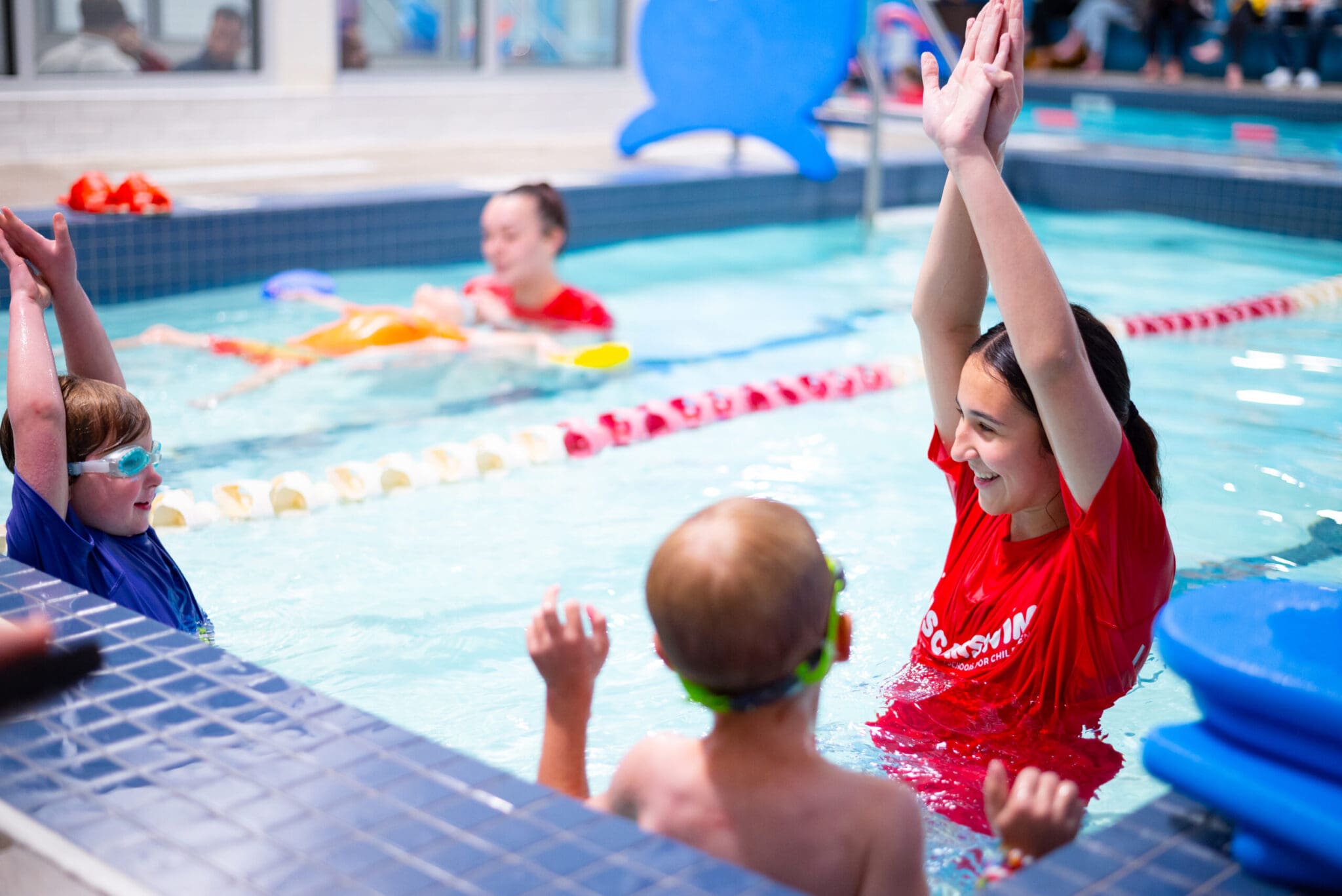 What are the benefits of learn to swim lessons? | kidscanswimcanada.ca